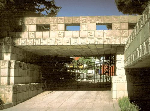 Ennis House - Data, Photos & Plans - WikiArquitectura