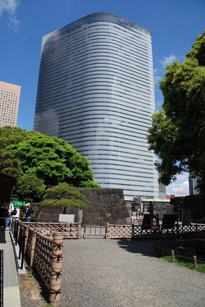 Dentsu Tower - Data, Photos & Plans - WikiArquitectura