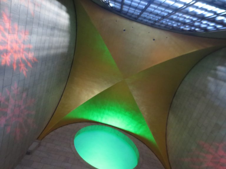 SONY_Building_-_WikiArquitectura_281029 - WikiArquitectura