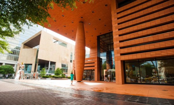 Betcher museum_001 - WikiArquitectura